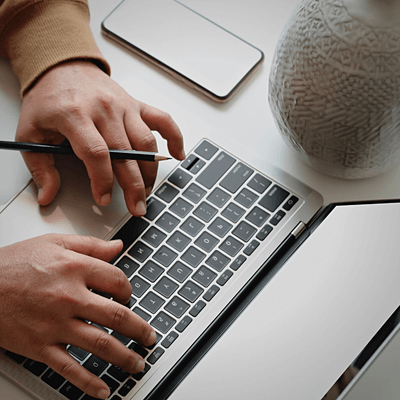Internship Application Email - 8 FREE Samples + Writing Tips